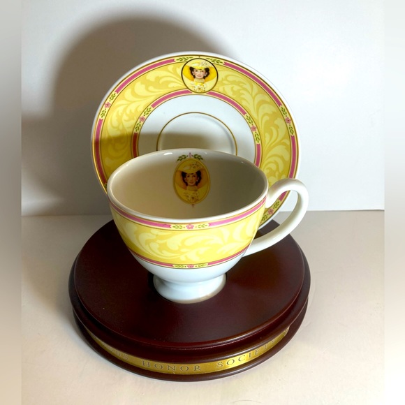Avon | Dining | Mrs Pfe Albee Commemorative Teacup And Saucer | Poshmark